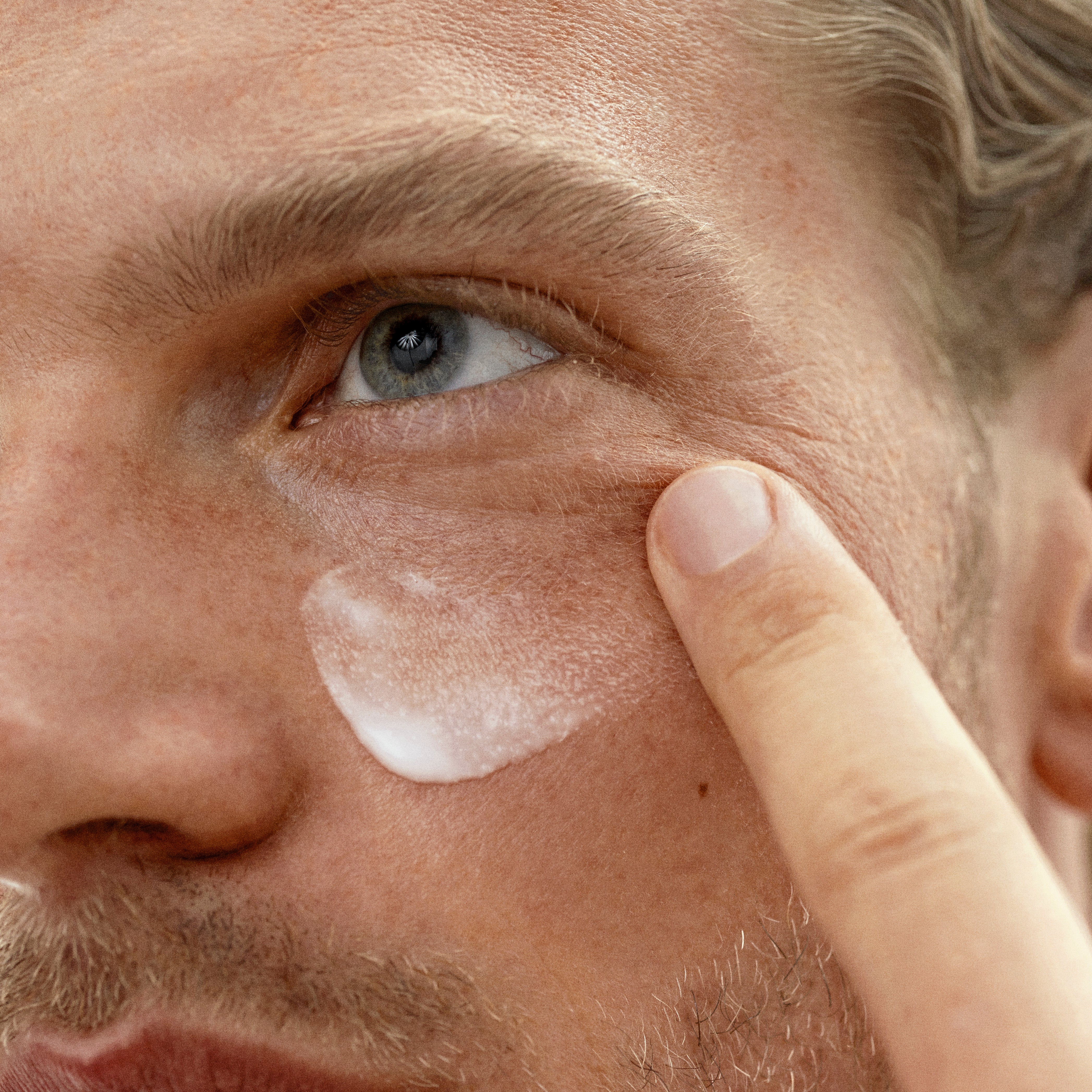 Why moisturizing is essential – no matter your skin type – woods ...